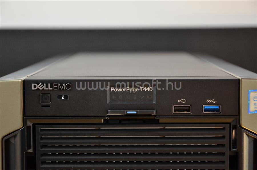 DELL PowerEdge T440 Tower H750 1x 4208 2x 495W iDRAC9 Enterprise 8x 3,5 ...